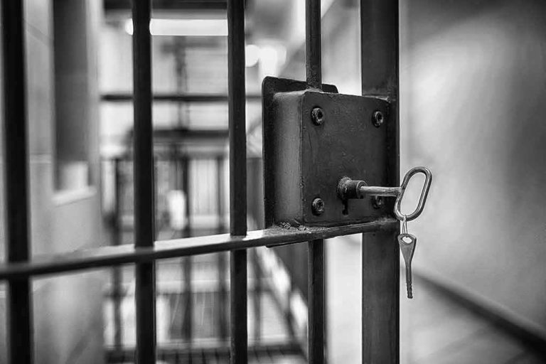 Mississippi Jail Horror: Inmates Used as Enforcers | US News Break